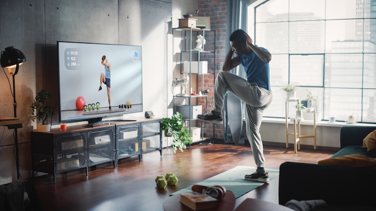 We test the best home workout apps for 2025 | Men's Fitness